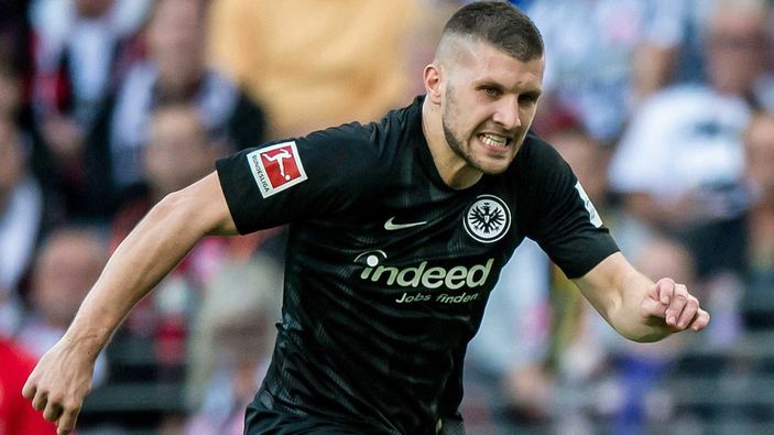 Beşiktaş, Rebic'i bitirmek üzere! Ante Rebic kimdir, nereli ve kaç ...